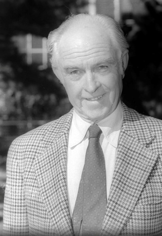 Hall of Fame trainer Tommy Kelly dies - Handicappers' Edge